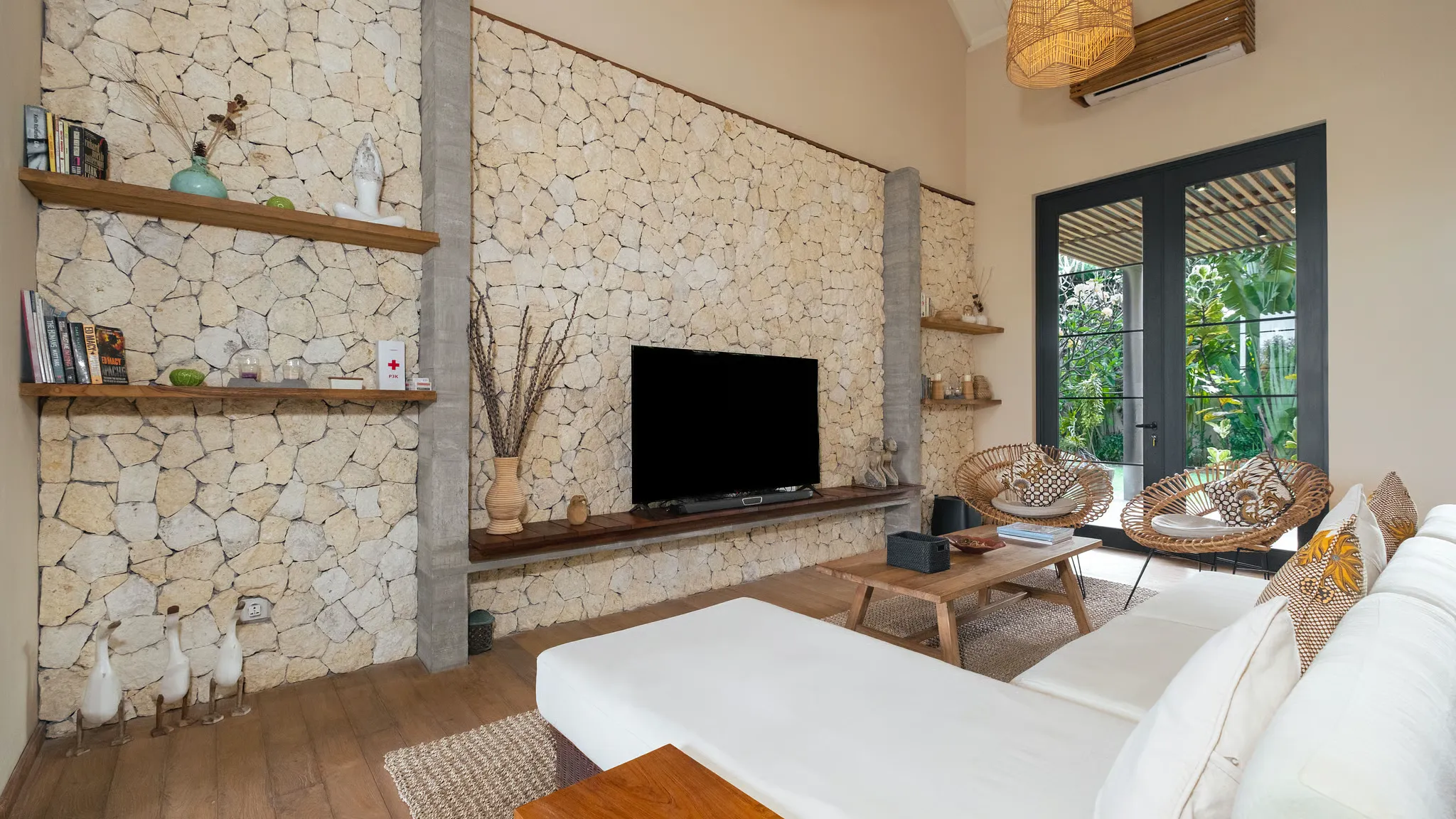 Villa 318 Nelayan - Bali Family Villas