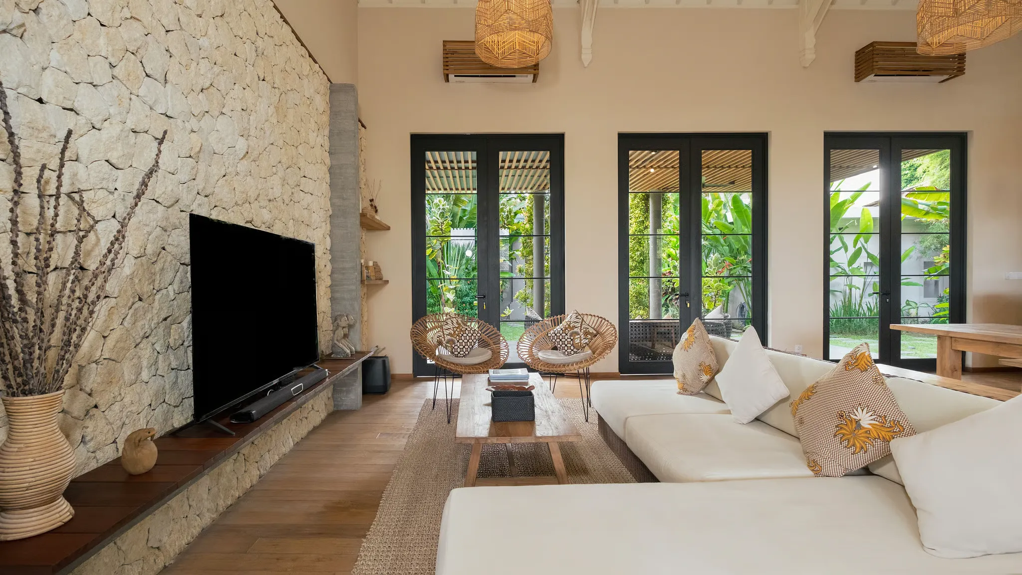 Villa 318 Nelayan - Bali Family Villas